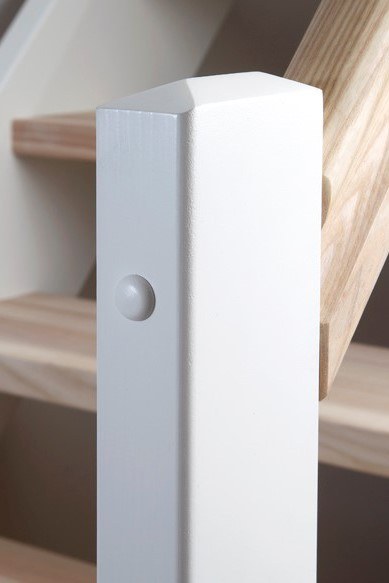 Stolper til din trappe - Vi har den rette løsning | BV trappen