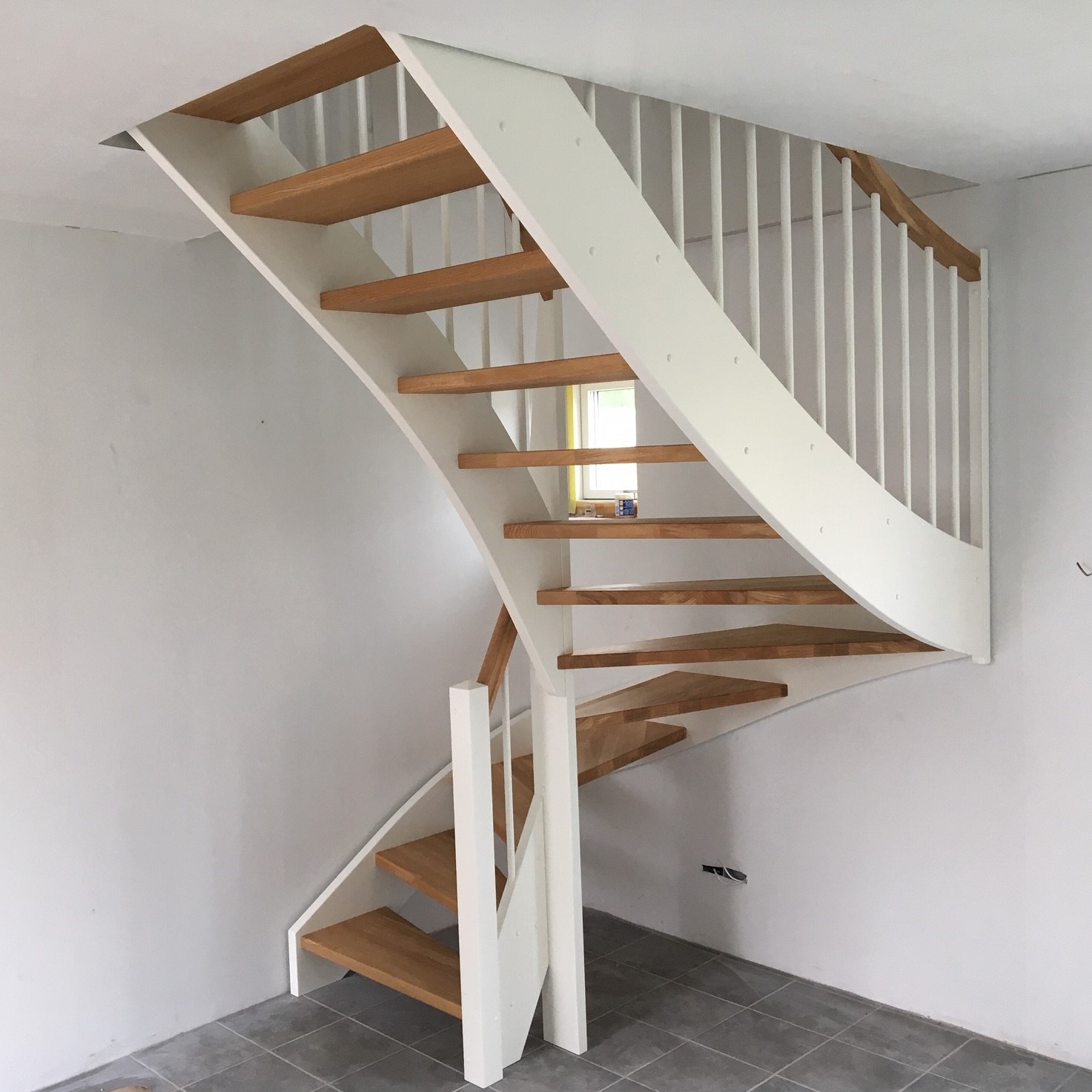 Halvsvingstrappe | Halvsvingstrapper med repos efter mål