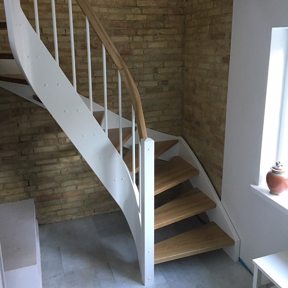 Halvsvingstrappe | Halvsvingstrapper med repos efter mål